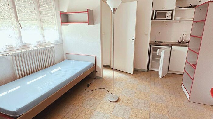 Le Faron-Fort-Rouge, Toulon : Appartement 1 pièce à louer