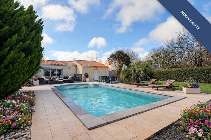 Maison à vendre - Geay - 6 pièces - 4 chambres