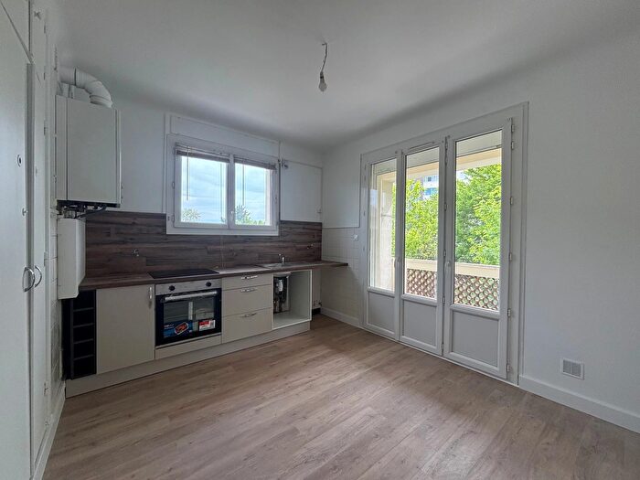 Appartement à louer - Montélimar, Cabiac, Montlouis, Margerie, Chapellerie - 5 pièces - 3 chambres