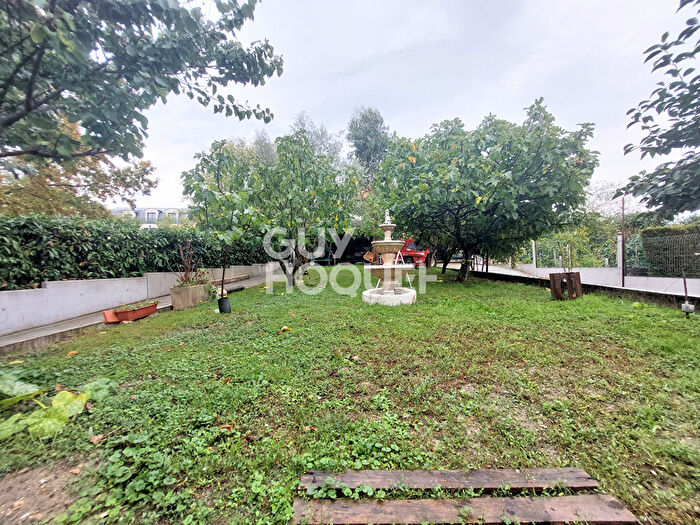 Maison à vendre - Rosny-sous-Bois, Le Plateau dAvron - 7 pièces - 4 chambres