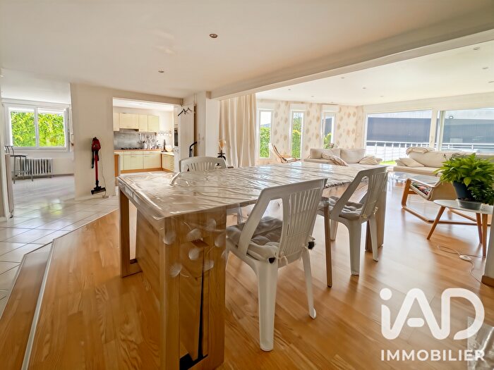 Saint-Quentin, Vermandois : Maison 6 pièces à vendre