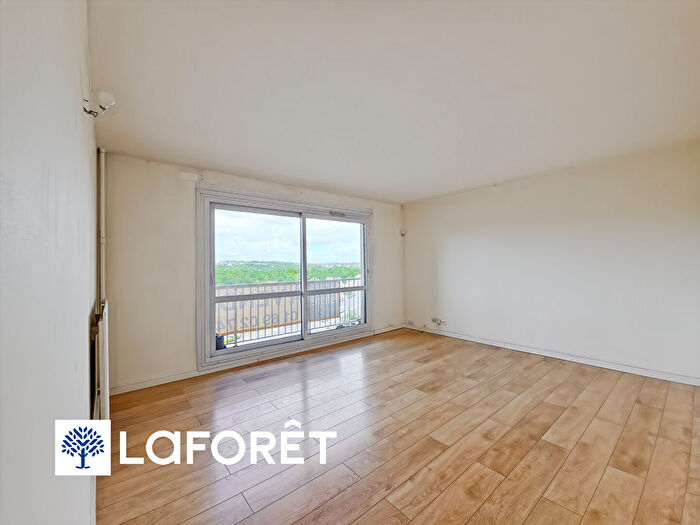 Appartement 3 pièces à vendre à Ris-Orangis, Réno, Gare, Oiseaux