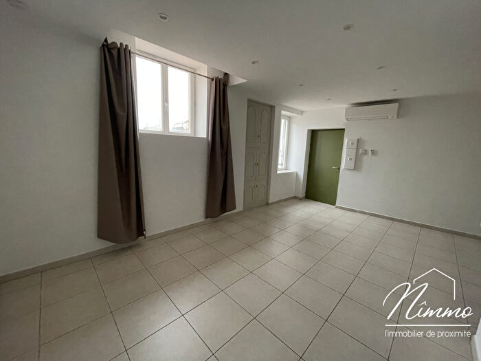 Appartement 1 pièce à louer - Nîmes, Placette
