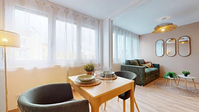 Appartement 1 pièce à louer - Bellevue-Solaure, Saint-Étienne