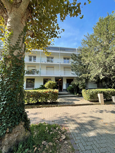 Appartement à louer - Strasbourg, Orangerie - 2 pièces - 1 chambre