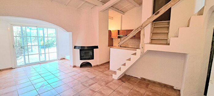 Maison à vendre - Saintes-Maries-de-la-Mer - 4 pièces - 3 chambres