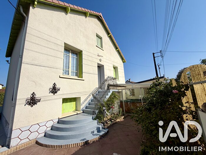 Châtellerault, Nord Ouest : Maison 5 pièces à vendre
