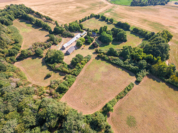Morannes : Maison 10 pièces à vendre
