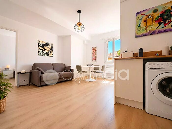 Cannes, Suquet - Appartement 2 pièces à vendre