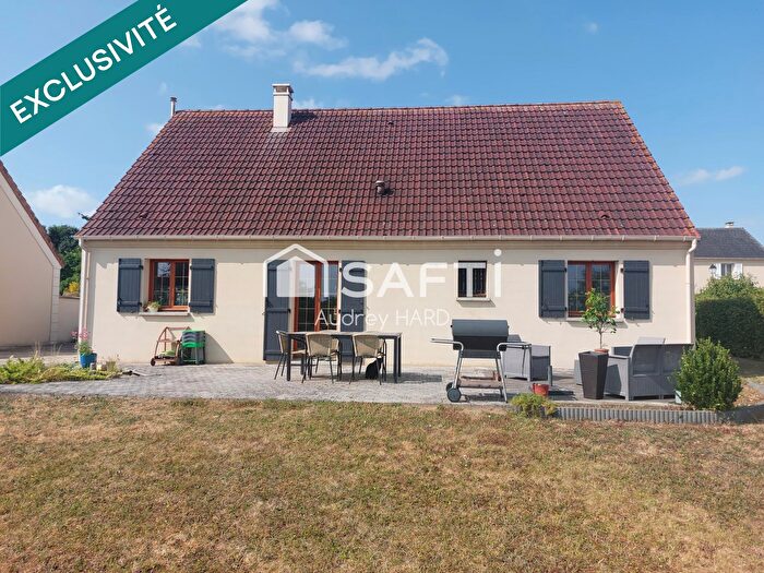 Maison 4 pièces à Anet, à vendre