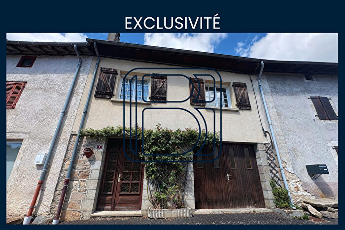 Saint-Pierre-la-Bourlhonne - Maison 5 pièces à vendre