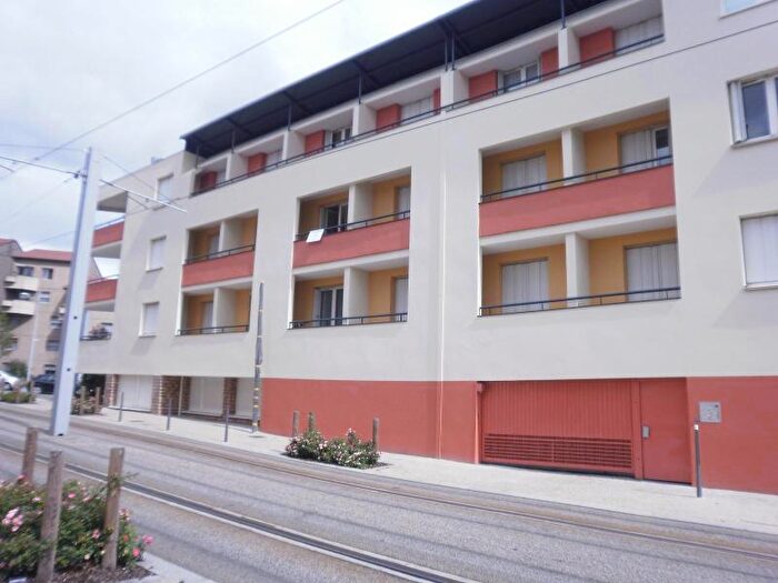 Appartement à louer - Clermont-Ferrand, Saint-Jacques - 1 pièce