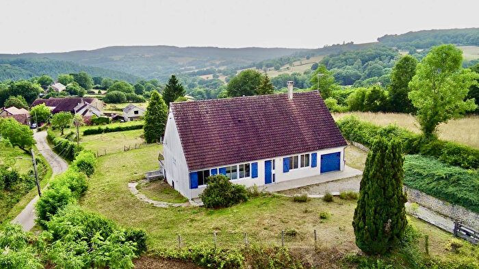 Maison à vendre - Saint-André-en-Morvan - 5 pièces - 3 chambres