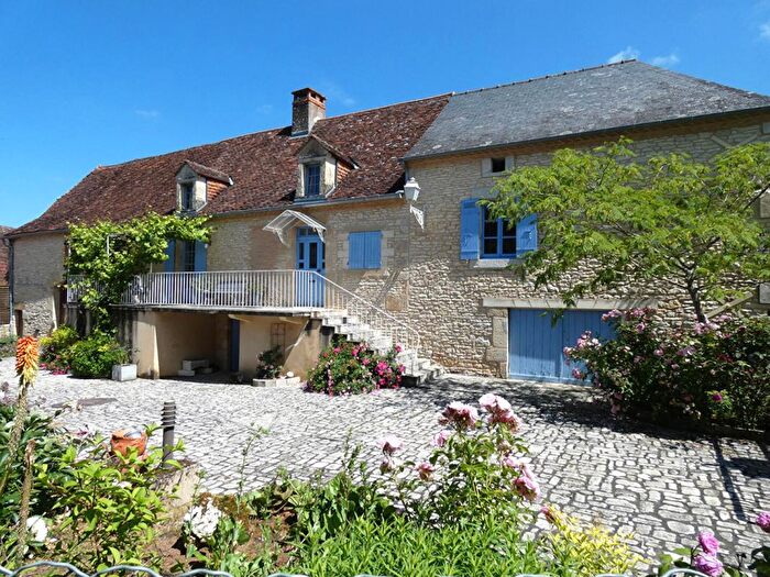 Maison à vendre - Temple-Laguyon - 5 pièces - 3 chambres