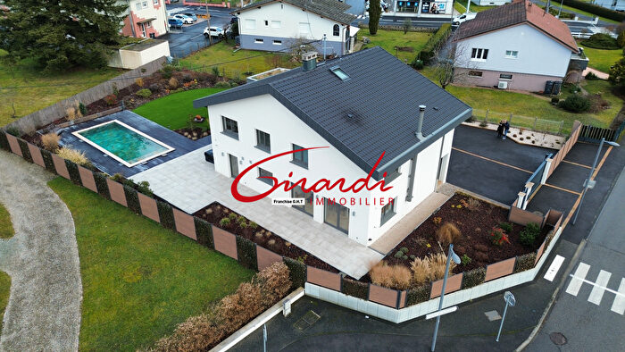 Maison à vendre - Burnhaupt-le-Haut - 7 pièces - 4 chambres