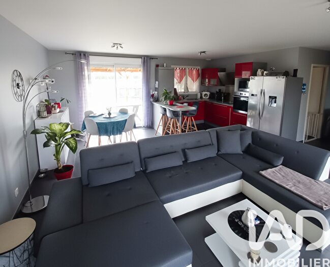 Maison à vendre - Sury-près-Léré - 4 pièces - 3 chambres