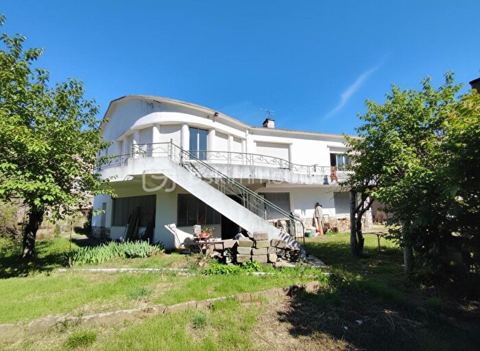 Maison à vendre - Saint-Pons-de-Thomières - 10 pièces - 6 chambres