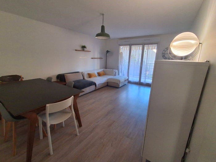 Cusset, Villeurbanne : Appartement 4 pièces à louer