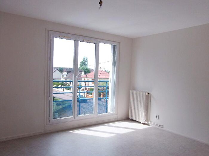 Appartement 3 pièces à louer à Courtenay