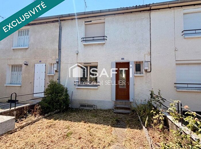 Maison 4 pièces à Issoudun, Nation, Bel-Air, à vendre