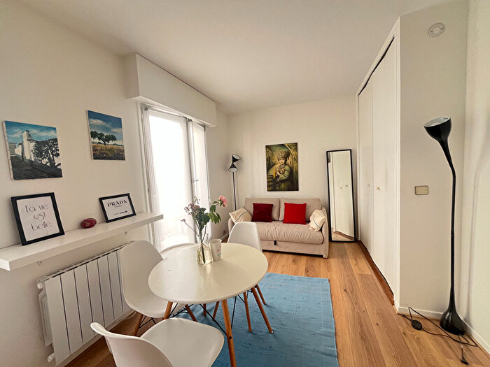 Saint-Cloud, Centre-ville - Appartement 1 pièce à vendre