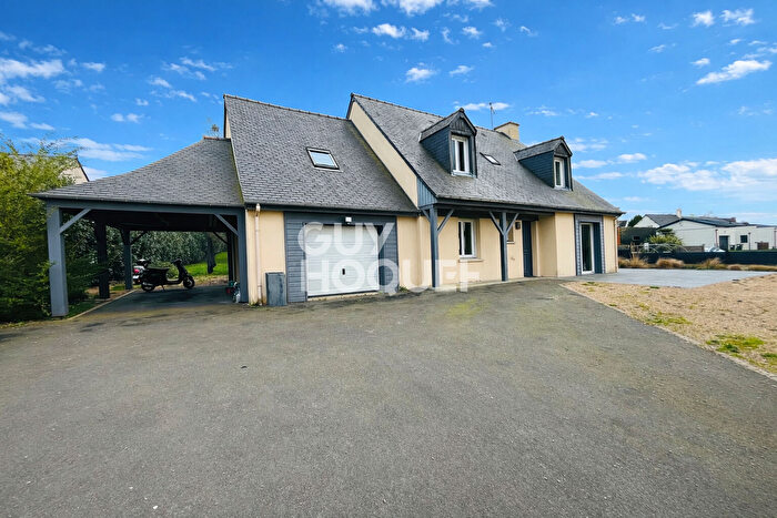 Maison à vendre - Dol-de-Bretagne - 6 pièces - 4 chambres