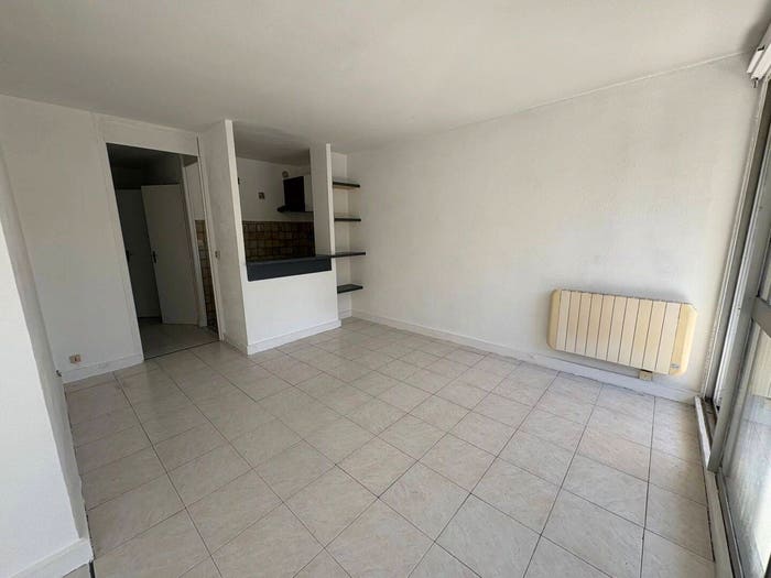 Beaucaire, Nîmes - Appartement 2 pièces à louer