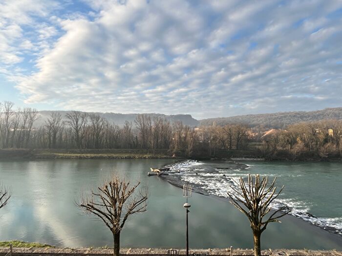 Appartement à vendre - Sault-Brénaz - 5 pièces - 5 chambres