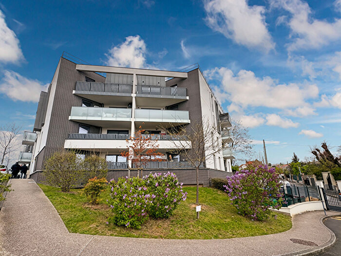 Appartement à vendre - Le Raincy, Gare - 1 pièce