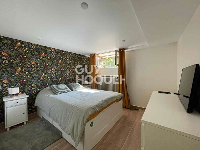 Appartement à louer - Le Plateau Pyramide, Athis-Mons - 2 pièces - 1 chambre