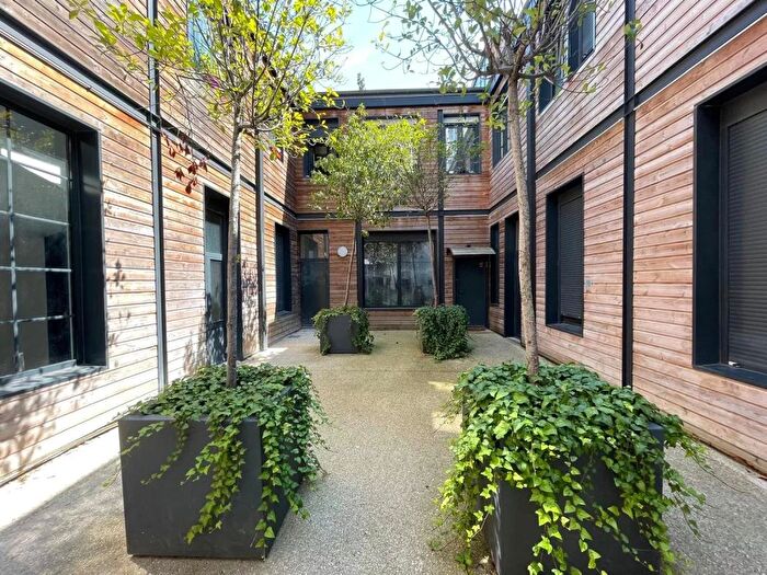 Appartement 1 pièce à Le Raincy, Gare, à vendre