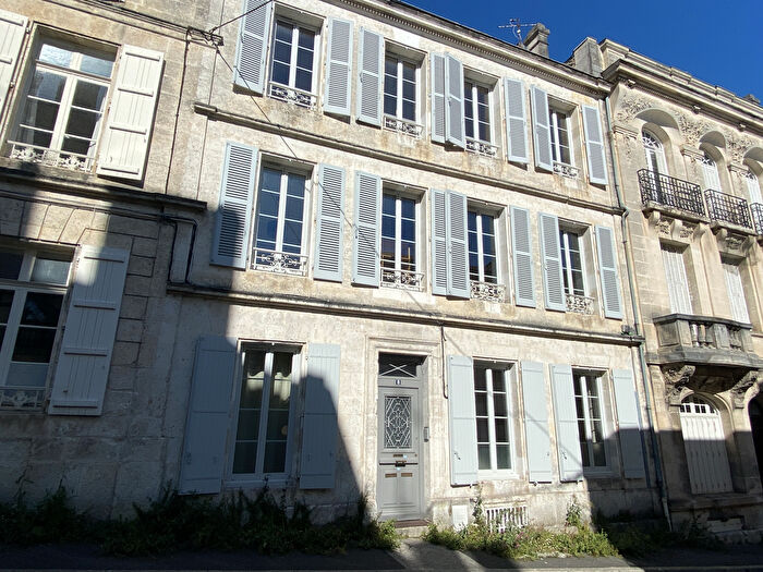 Angoulême, Centre-ville : Appartement 4 pièces à vendre
