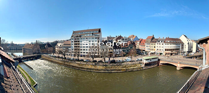 Appartement à vendre - Strasbourg, Petite France, Kléber - 4 pièces - 2 chambres