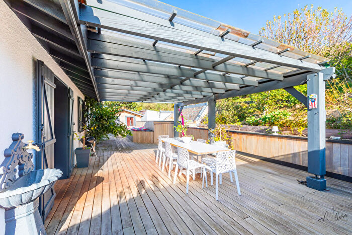 Maison à vendre - Biarritz, Braou, Ranquine, Aguilera - 6 pièces - 4 chambres