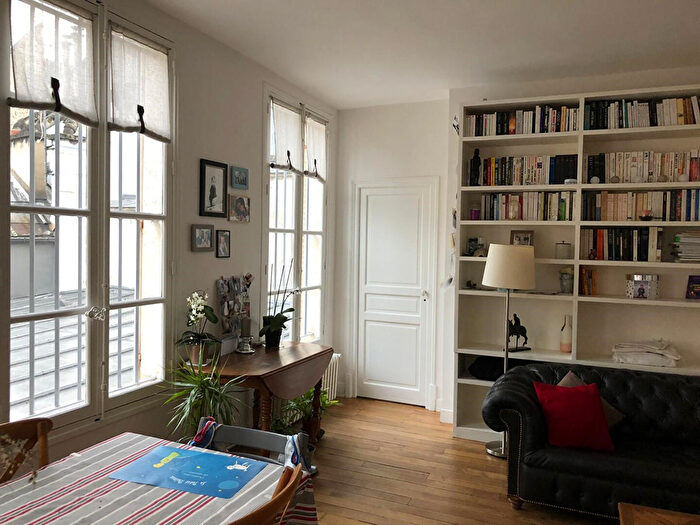 Appartement 4 pièces à louer à Versailles, Notre Dame