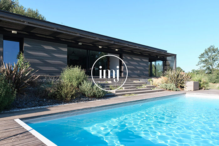 Maison 5 pièces à vendre à Saint-Yrieix-la-Perche