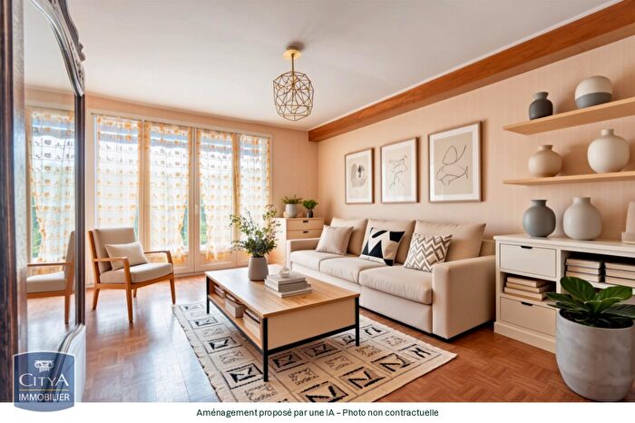 Appartement à vendre - Tours, Montjoyeux - 4 pièces - 3 chambres