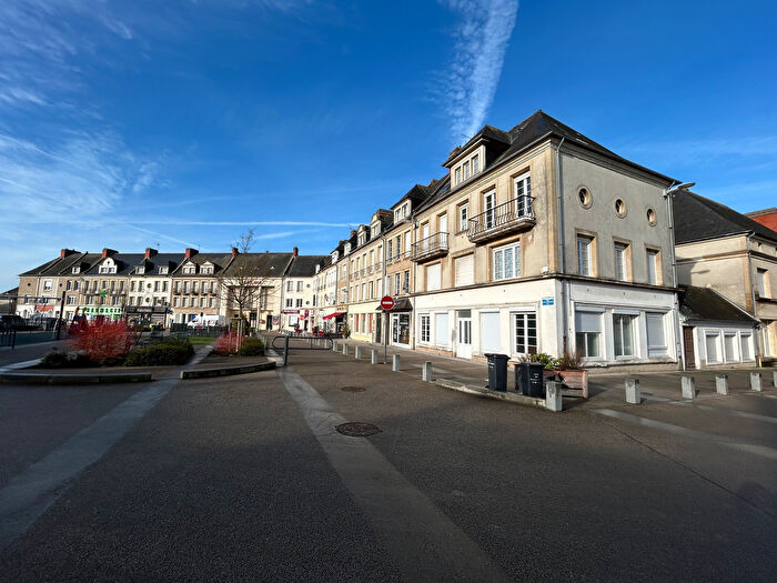 Trévières : Appartement 2 pièces à louer