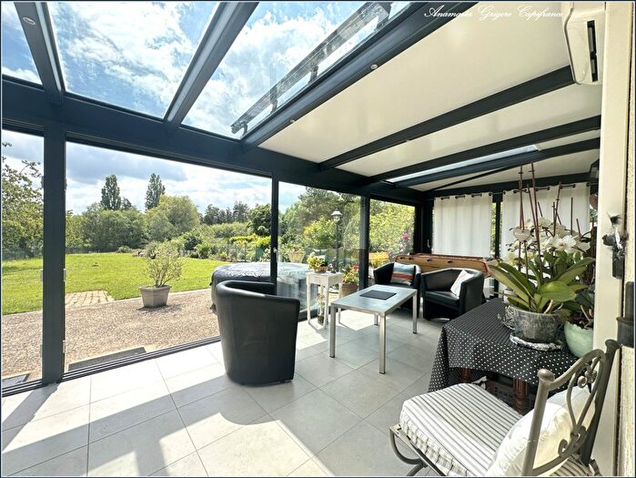 Maison à vendre - Courville-sur-Eure - 5 pièces - 4 chambres