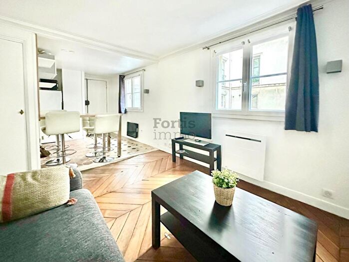 Appartement à vendre - Paris er , Saint-Germain, LAuxerrois - 2 pièces - 1 chambre