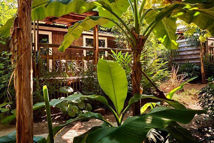 Appartement à louer - Ecarts, Roquebrune-sur-Argens - 3 pièces - 2 chambres