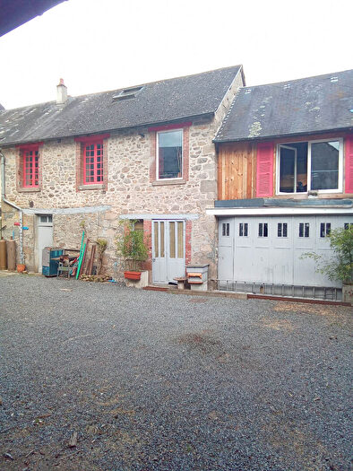 Maison à vendre - Saint-Étienne-de-Fursac - 7 pièces - 5 chambres