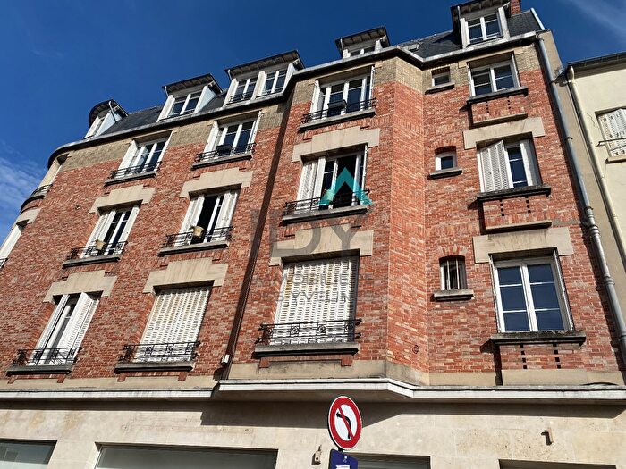 Appartement 4 pièces à vendre - Saint-Germain-en-Laye, Centre-ville, Quartiers forestiers