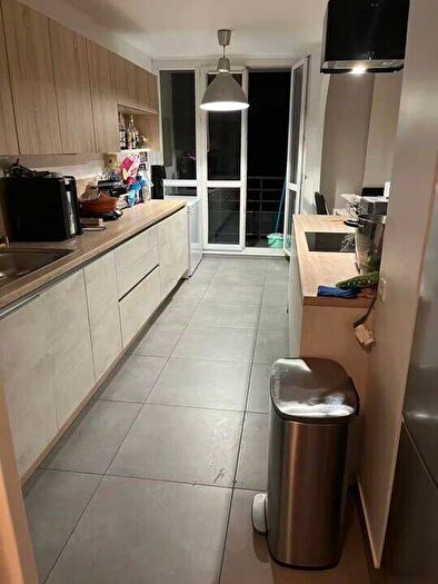 Appartement à louer - Zone Industrielle, Chilly-Mazarin - 1 pièce