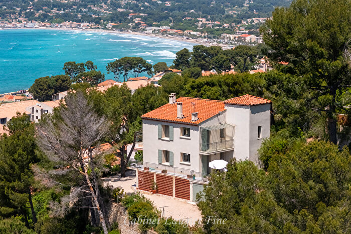 Maison à vendre - Saint-Cyr-sur-Mer, Port dAlon - 6 pièces - 5 chambres
