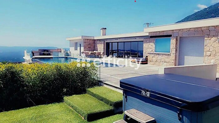 Maison 13 pièces à Porto-Vecchio, à vendre