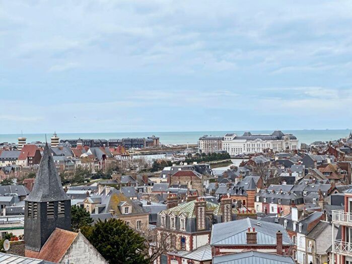 Aguesseau-Ville Sud, Trouville-sur-Mer : Appartement 2 pièces à louer