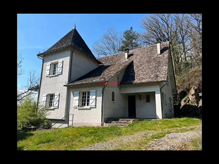 Maison à vendre - Argentat - 7 pièces - 5 chambres