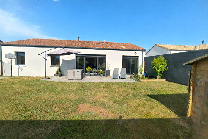 Maison à vendre - Sainte-Flaive-des-Loups - 6 pièces - 4 chambres