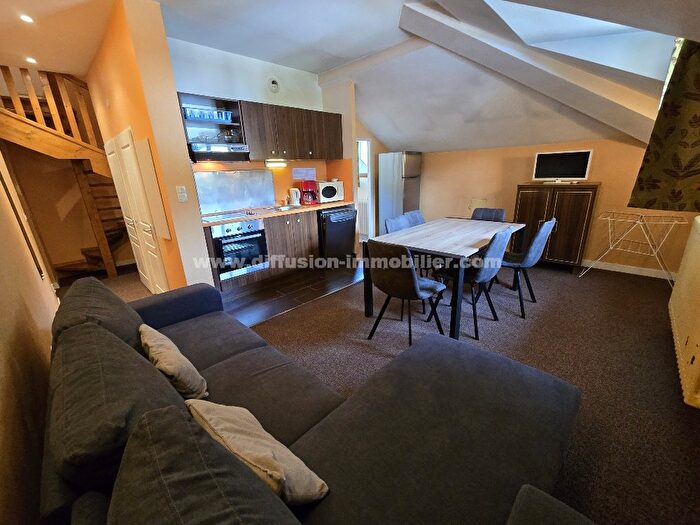 Appartement 3 pièces à Jausiers, à vendre